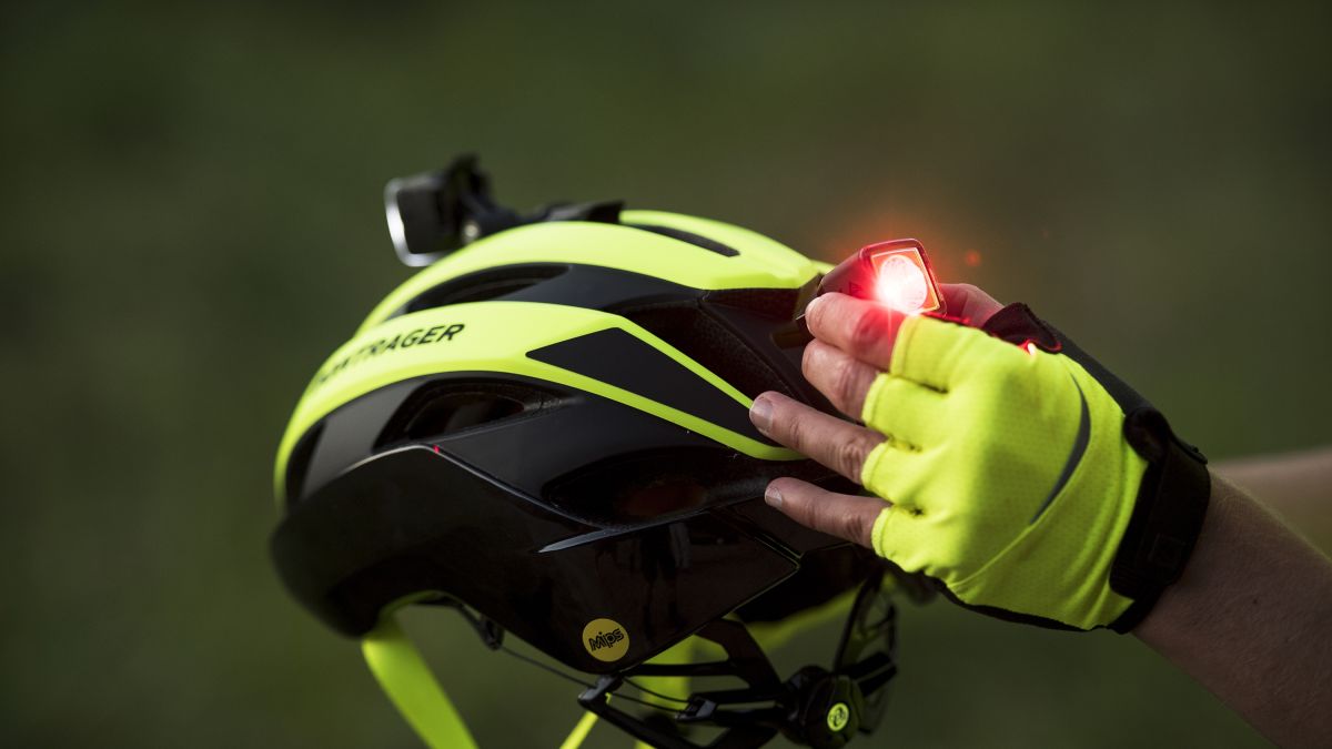 Reflective cycling gear - Trek Bikes