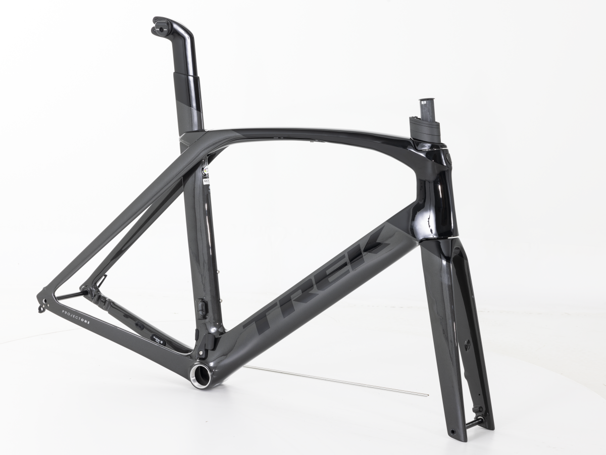 Madone SLR Gen 6 Disc Frameset - 2022, 60cm - Trek Bikes