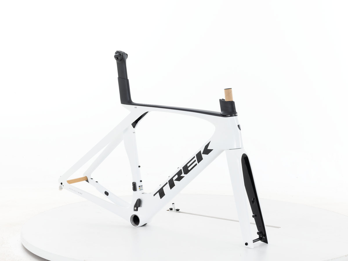 Madone SLR Gen 7 Disc Frameset - 2024, 56cm - Trek Bikes